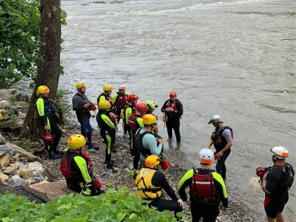 Swiftwater and Flood Rescue Technician Course - Ridgeway District ...